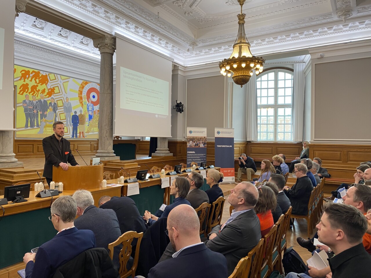 Opråb til konference: Digital teknologiforståelse bliver overset i ...